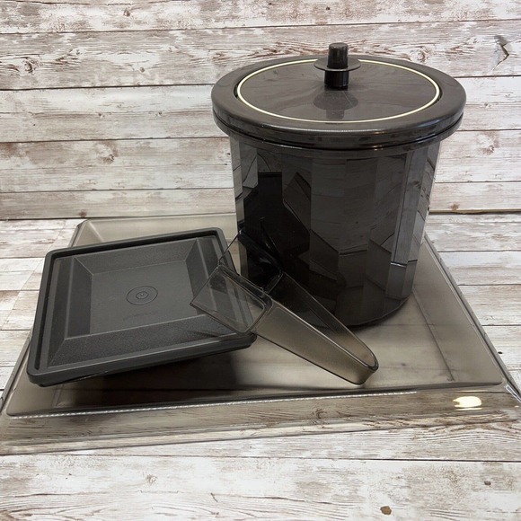 Tupperware | Kitchen | Tupperware Ice Bucket 683 4 Piece Set Ice Bucket ...